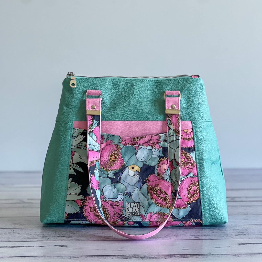 The Audrey Pattern in English – Oh Sew Gecko