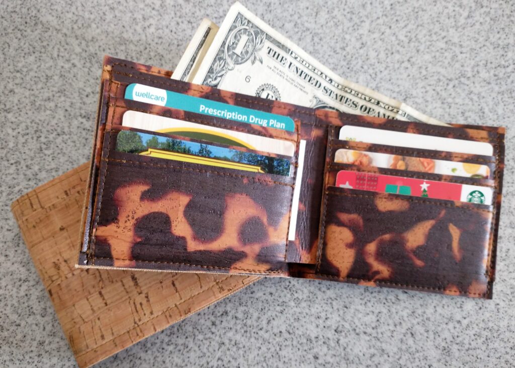 Traditional Wallet Pattern in English – Oh Sew Gecko